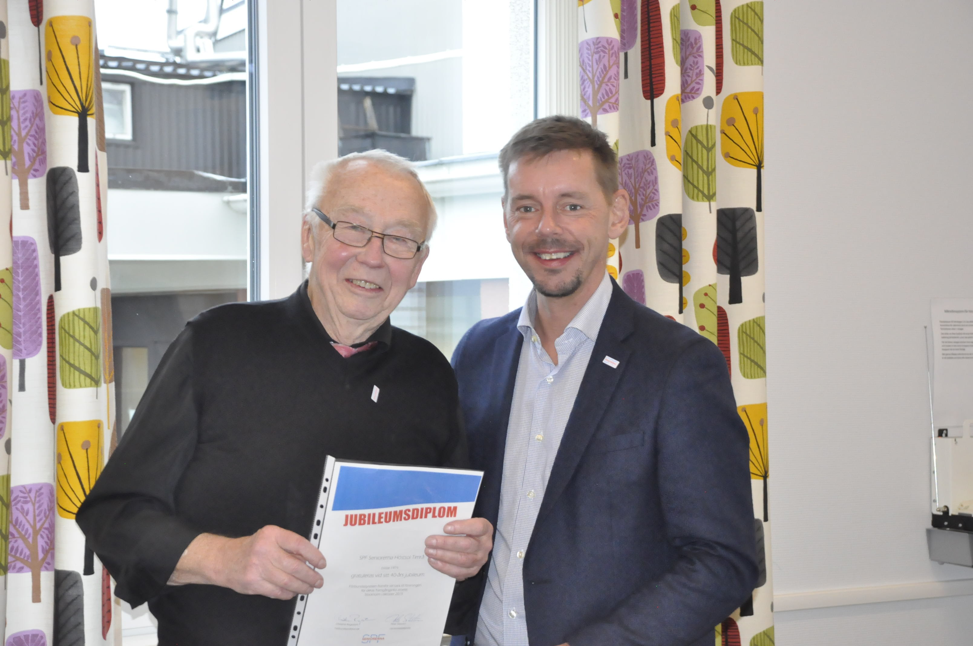 SPF Seniorerna - 2015-11-18 40 års diplom till Höstsol